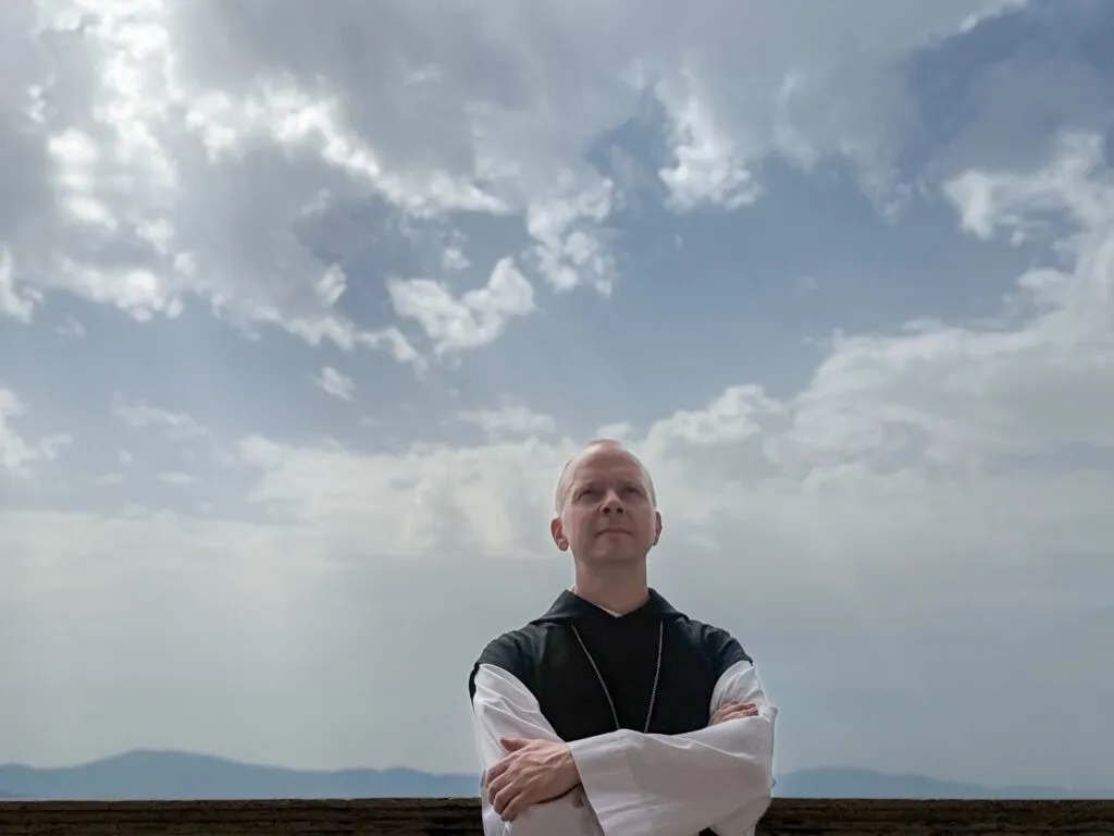 Why Did Monks Have That Haircut? The Little-Known Meaning of Monastic ...